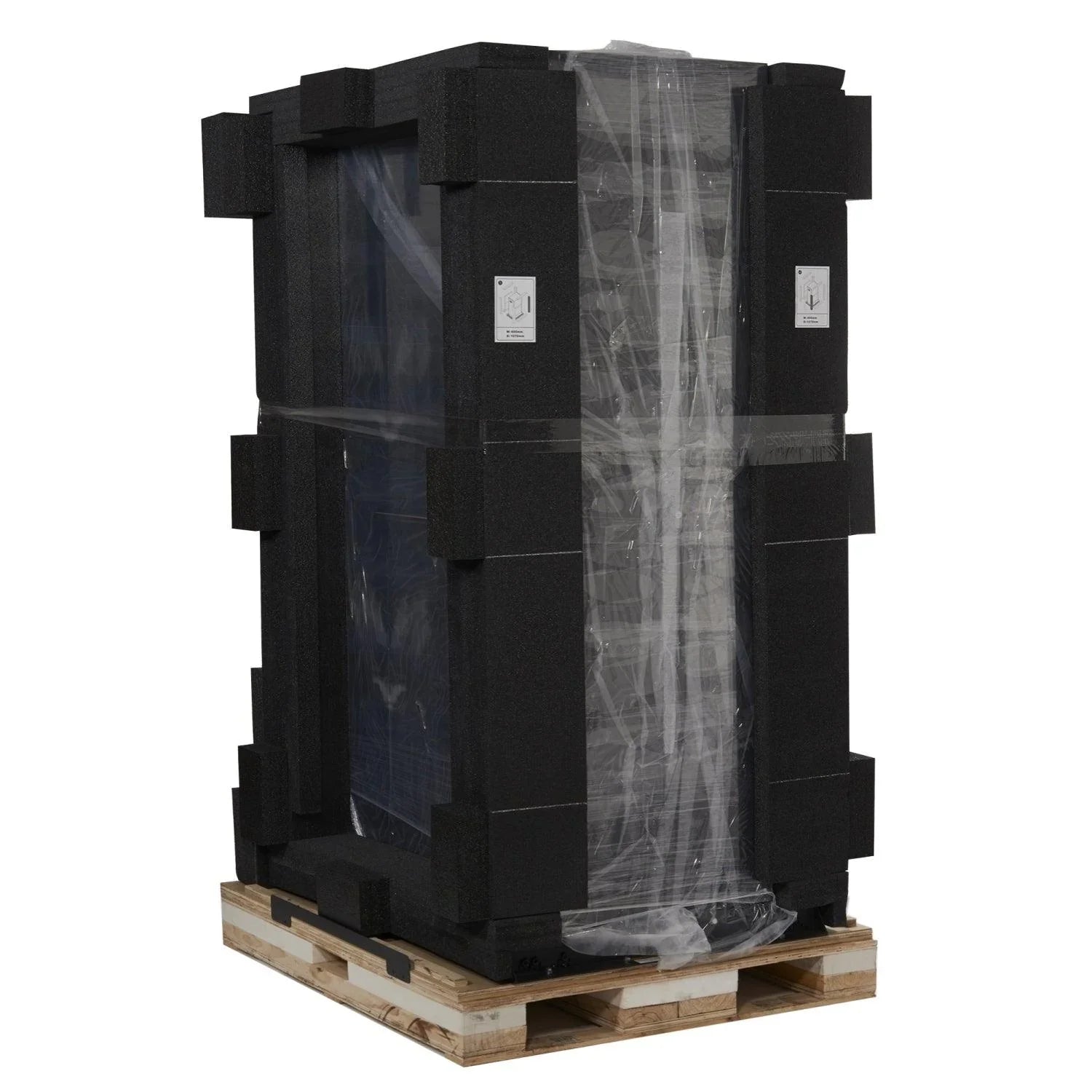 APC 42U | 600mm (W) x 1070mm (D) | Black | Shock Packaging (AR3100SP ...